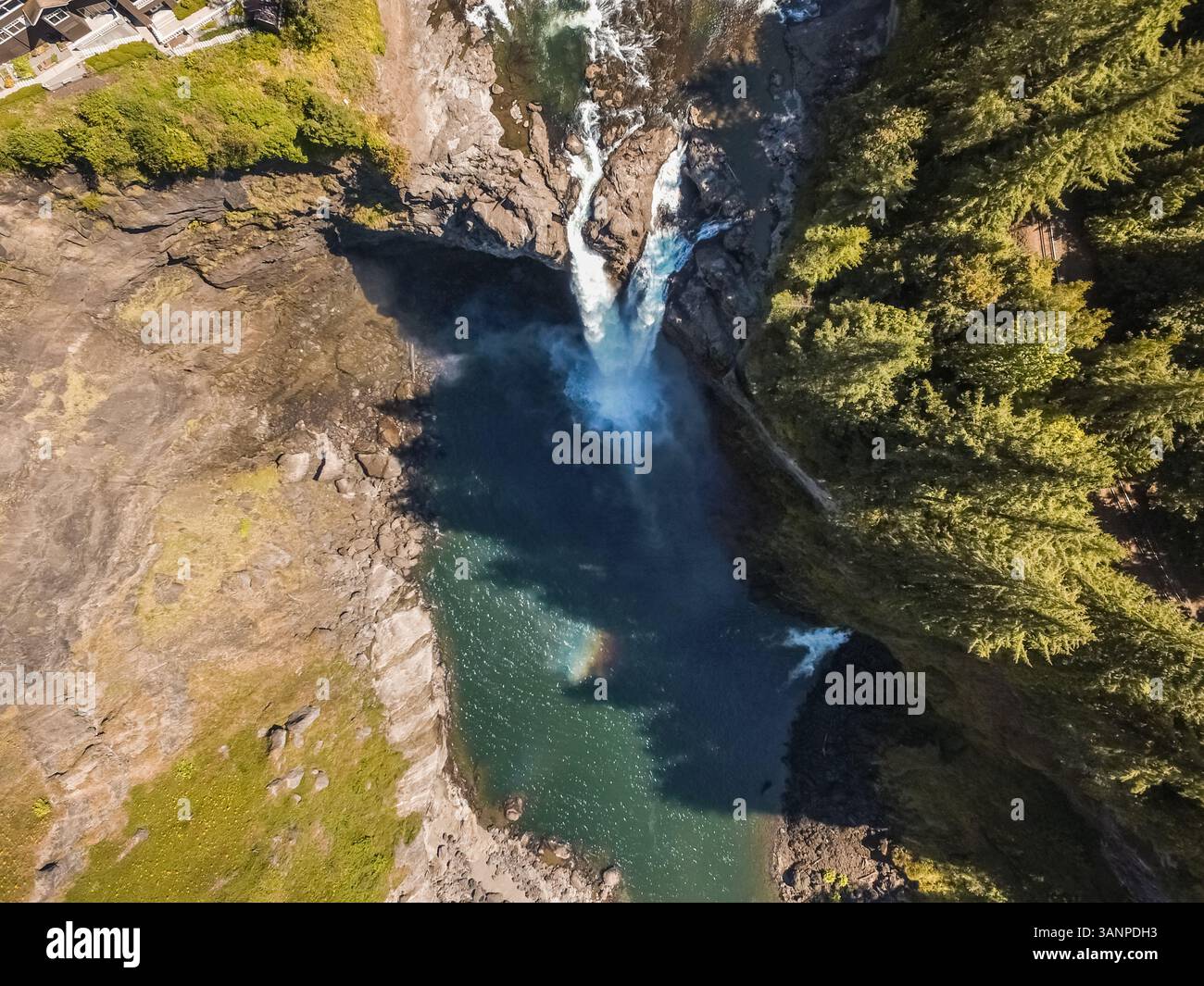 Birds eye view snoqualmie falls hi-res stock photography and images - Alamy