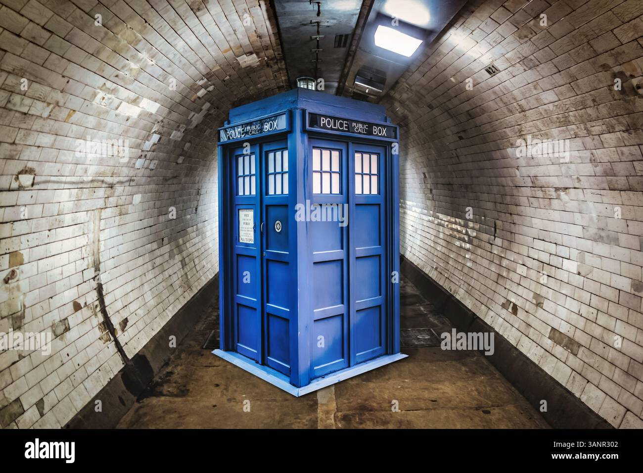 Doctor Who's TARDIS, the iconic police box and time machine, has landed ...