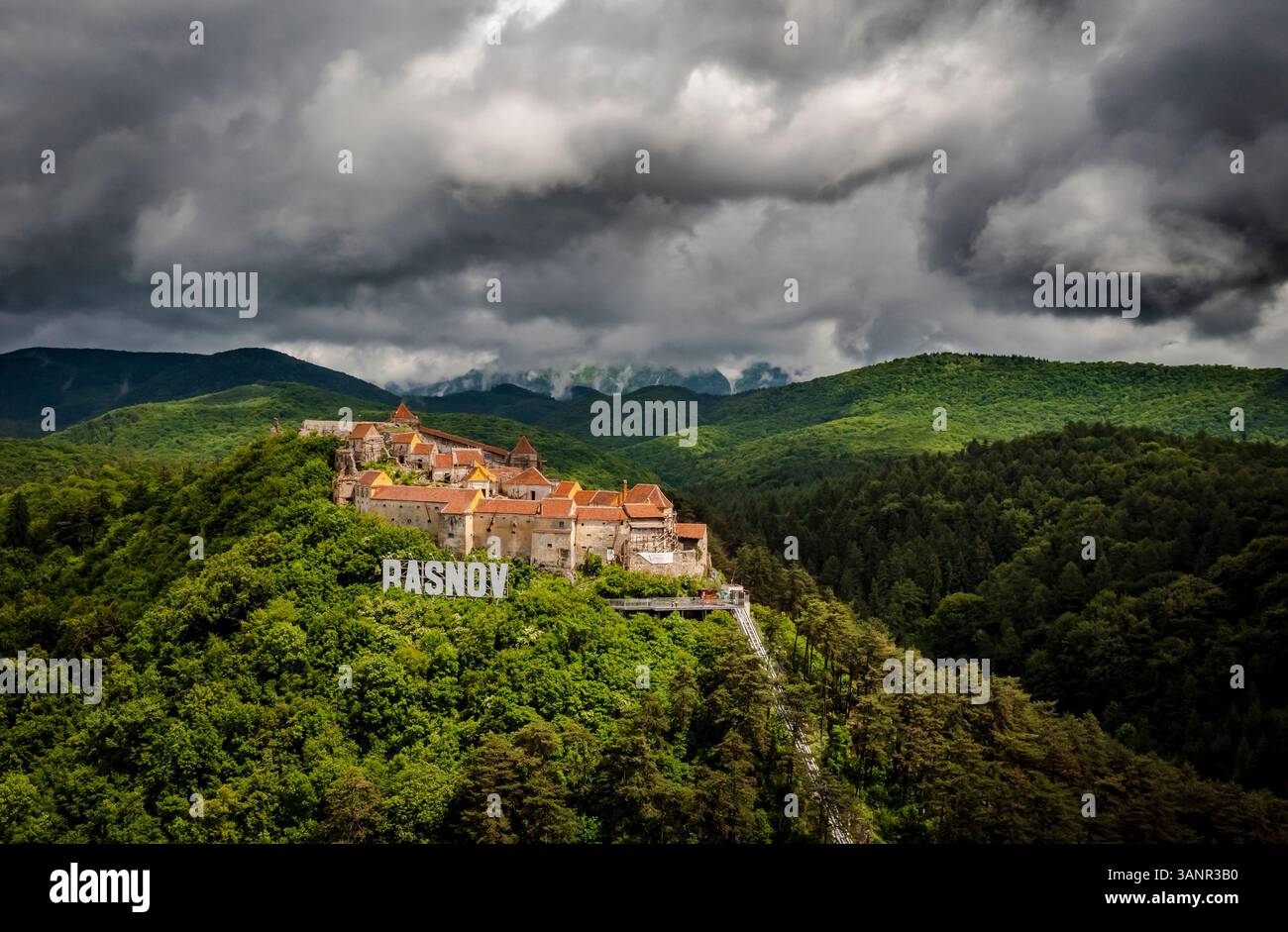 Aerial view of Cetatea Rasnov, Rasnov, Brasov, Romania Stock Photo - Alamy