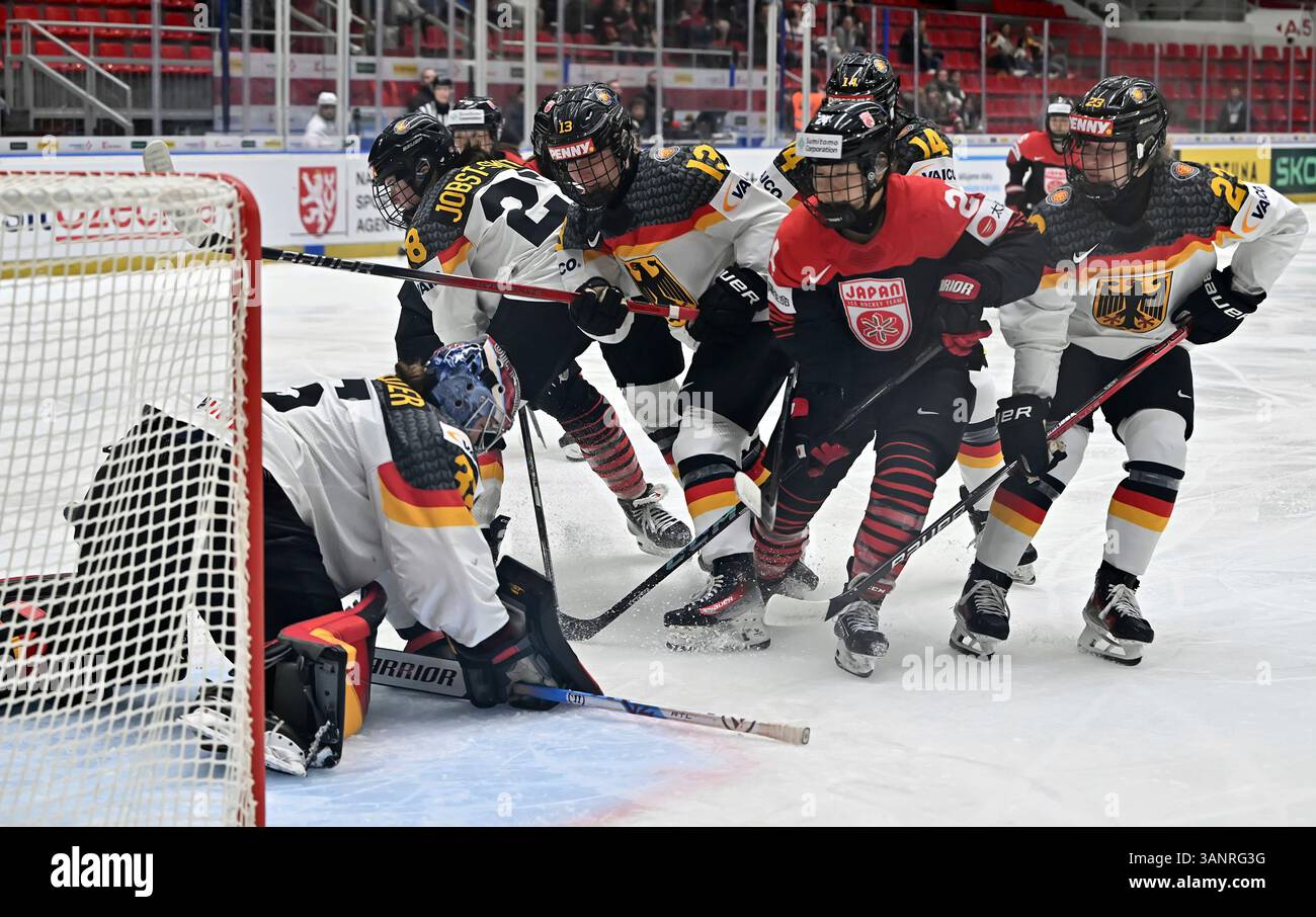 From left, Germany goalkeeper Sandra Abstreiter, Katarina, Germany's ...