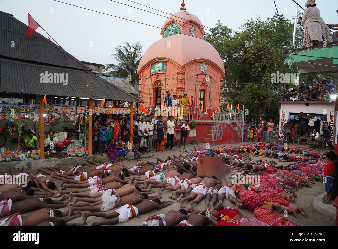 Yoni puja hi-res stock photography and images - Alamy