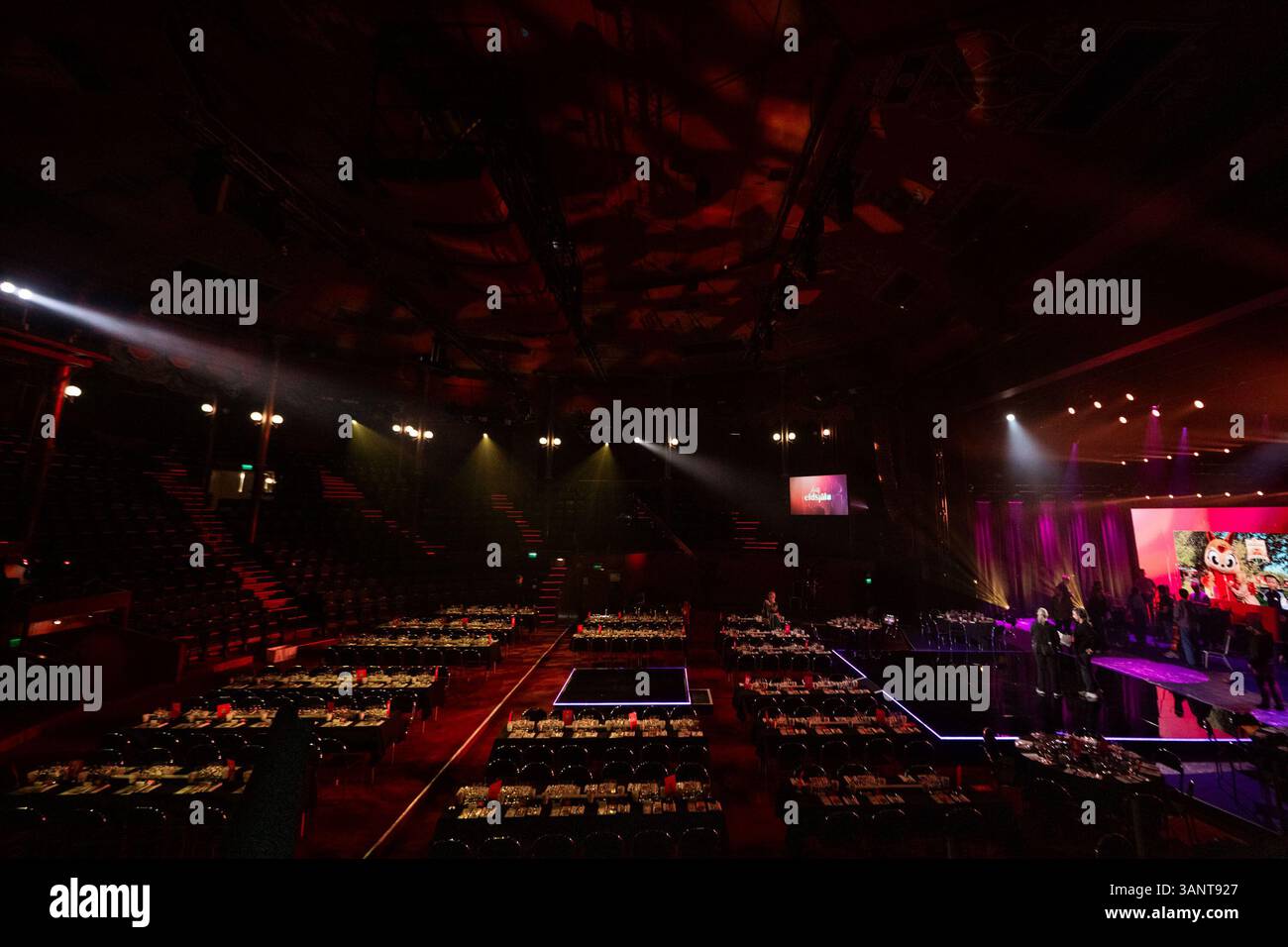 250415 Interiör vy av Cirkus av inför Eldsjälsgalan 2025 den 15 april 2025 i Stockholm. Foto ...