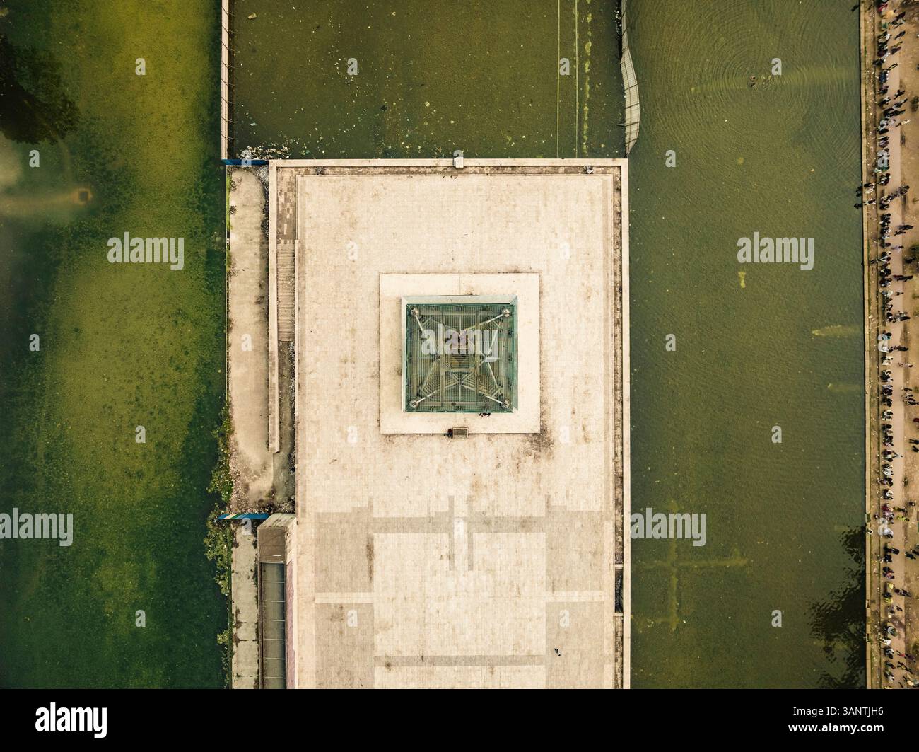 Public square dhaka hi-res stock photography and images - Alamy