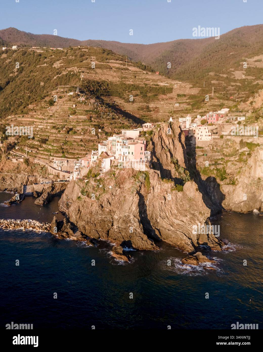 Aerial view of Vernazza old town along the coast, Cinque Terre, Liguria ...