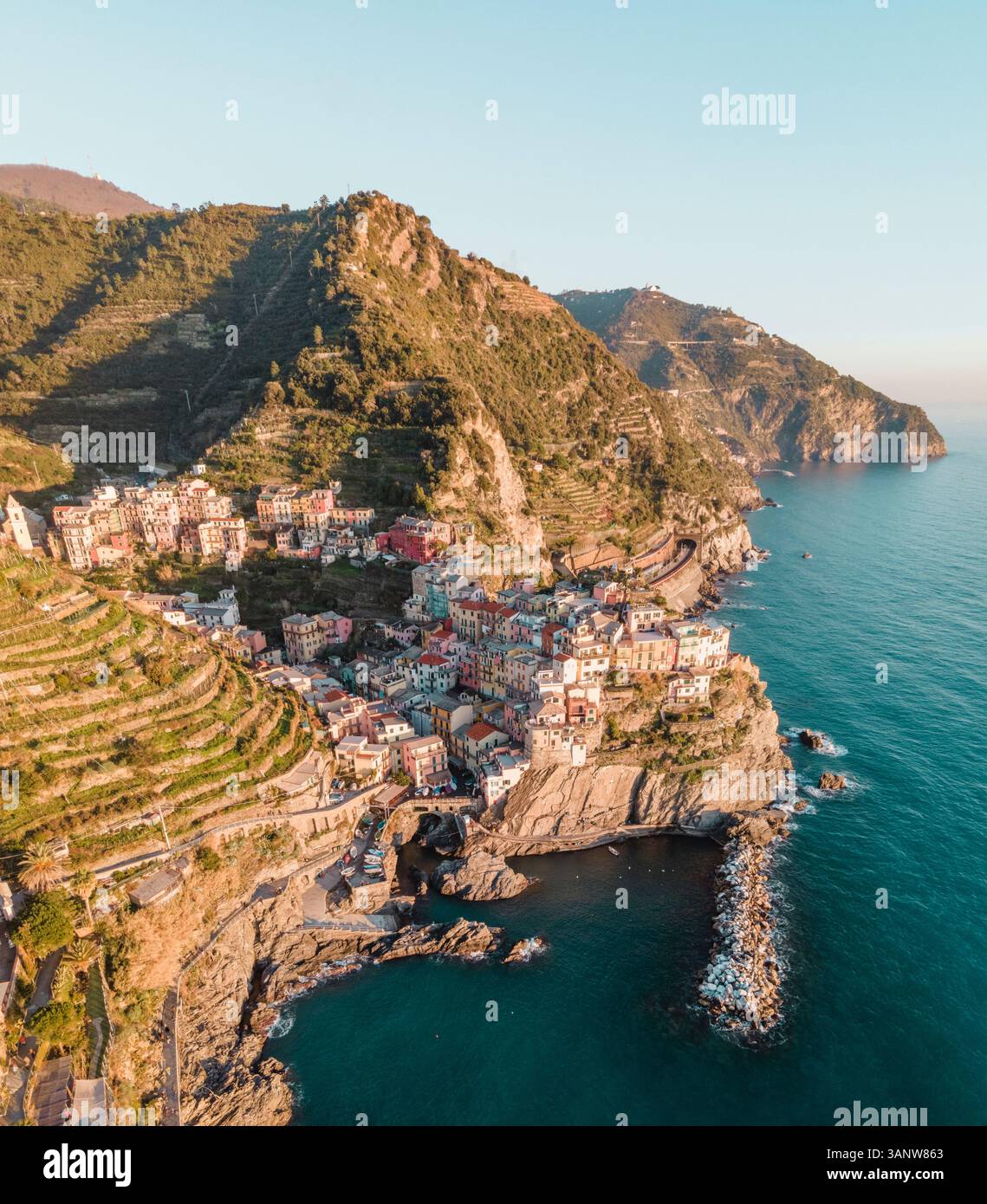 Aerial view of Vernazza old town along the coast, Cinque Terre, Liguria ...