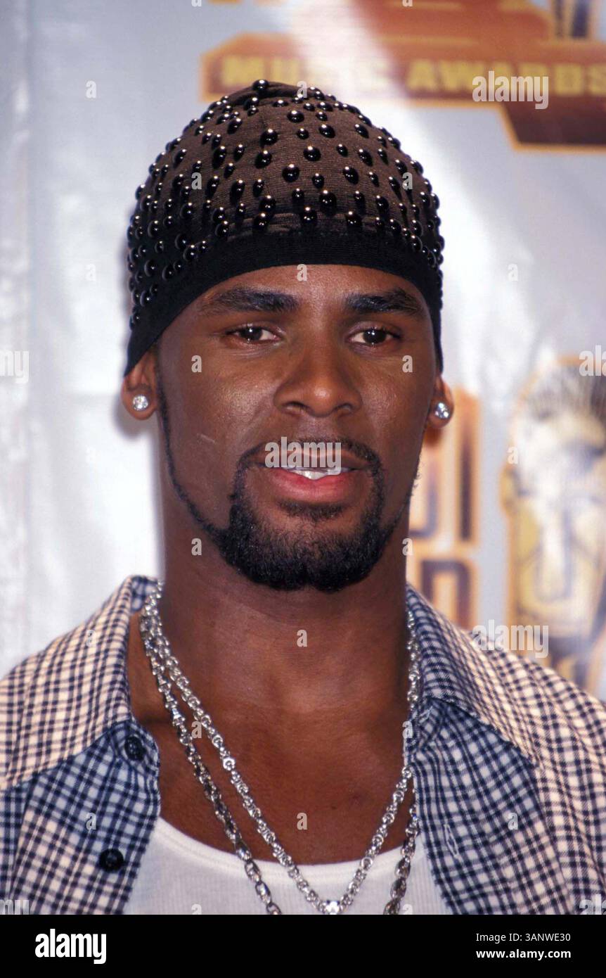 Feb. 11, 2005 - K15149LR.1999 SOUL TRAIN AWARDS AT SHRINE AUDITORIUM ...