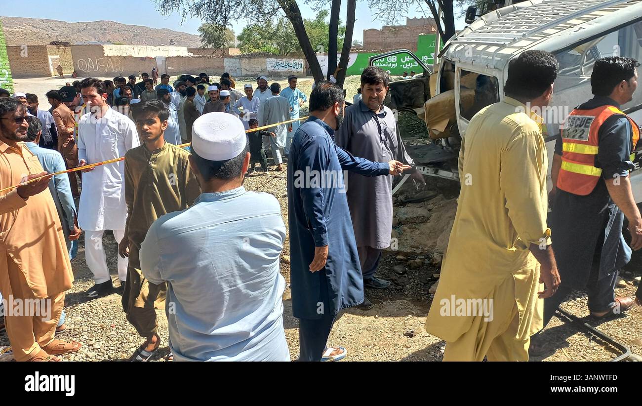 Karak, Karak of Pakistan's northwest Khyber Pakhtunkhwa province. 15th ...