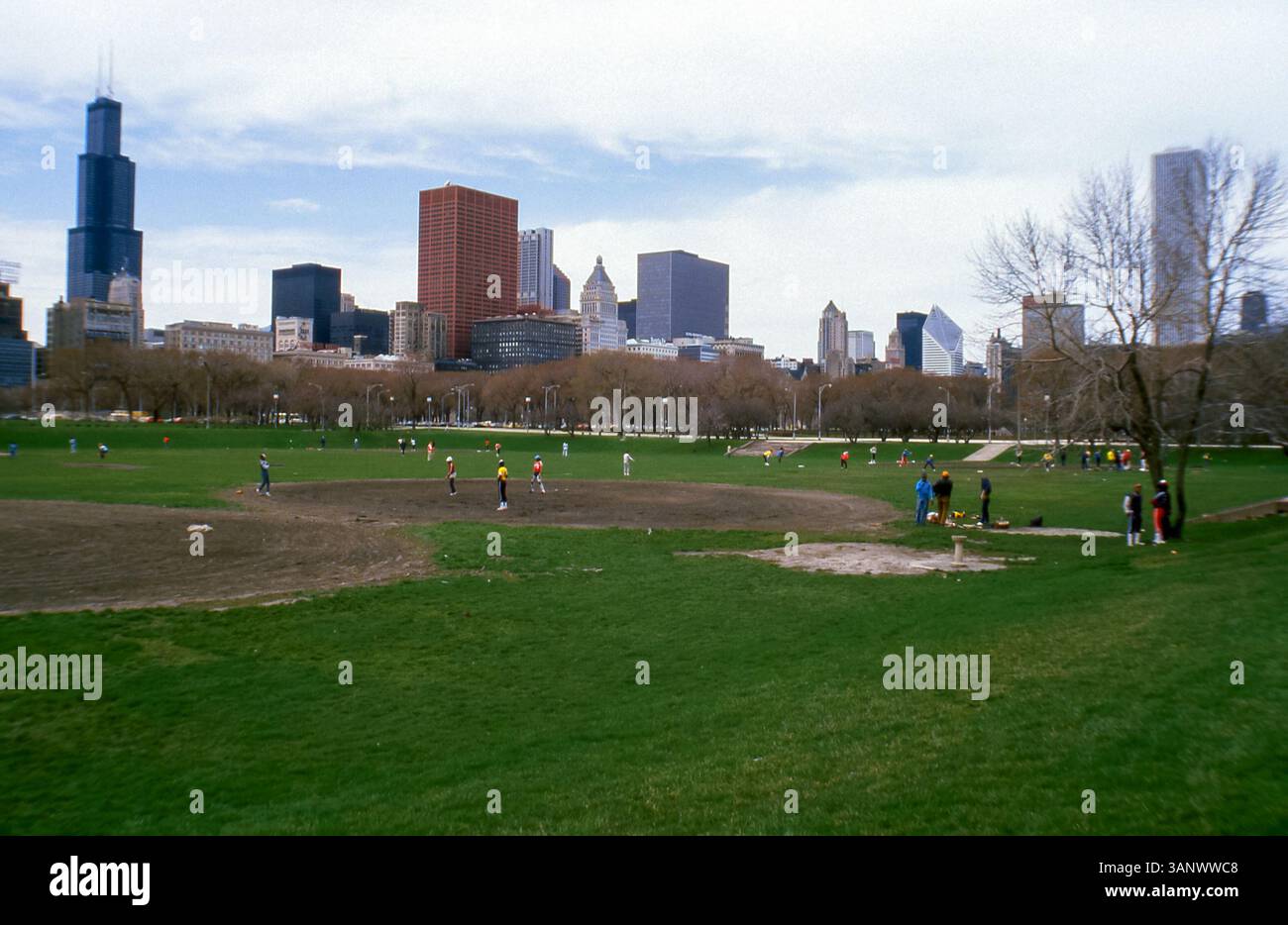 Fifty five east monroe hi-res stock photography and images - Alamy