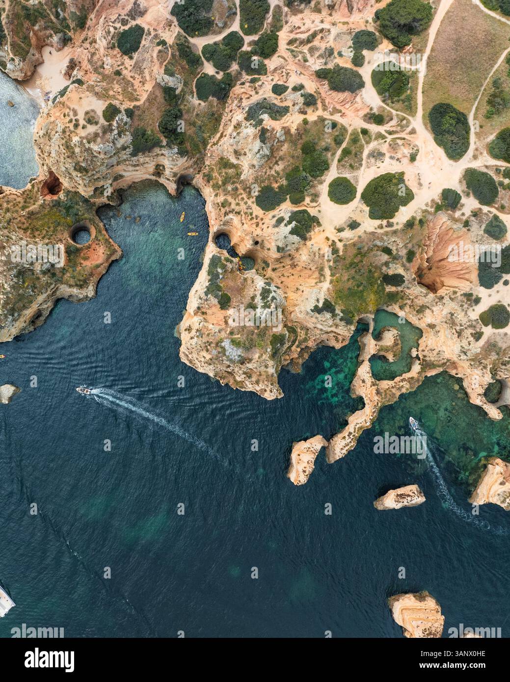 Rugged weathered sea cliffs coves hi-res stock photography and images ...