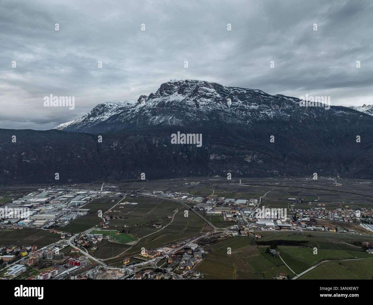 Aerial perspective small town snow hi-res stock photography and images ...
