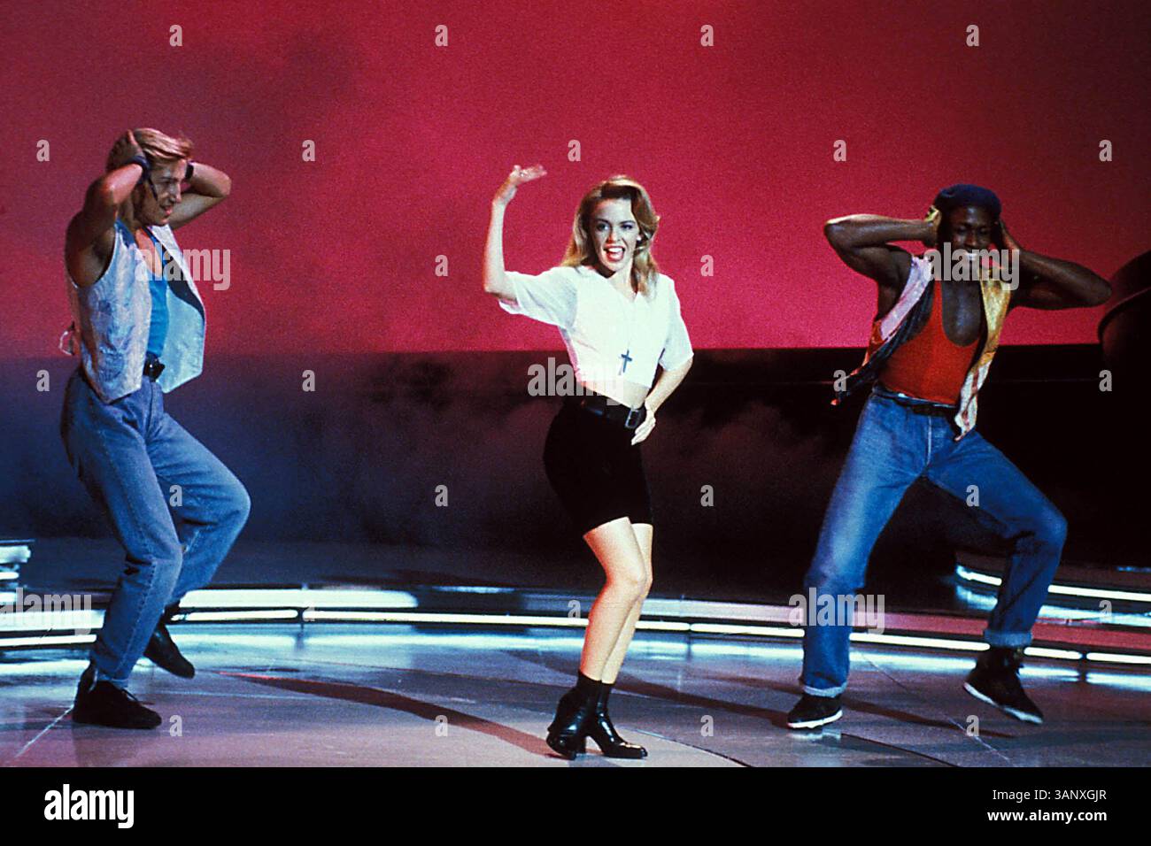 Kylie minogue 2005 hi-res stock photography and images - Alamy