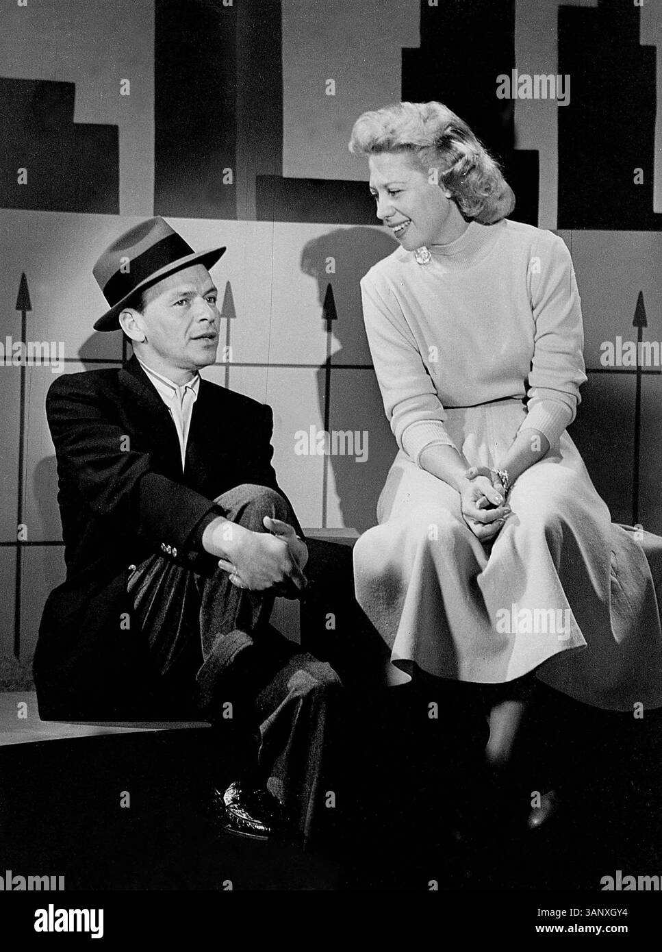 Frank sinatra show abc tv Black and White Stock Photos & Images - Alamy