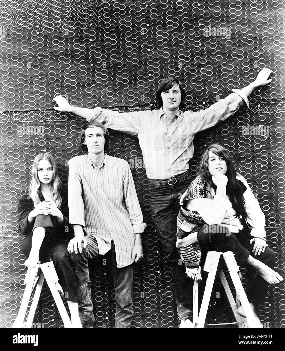 Michelle phillips john phillips Black and White Stock Photos & Images ...