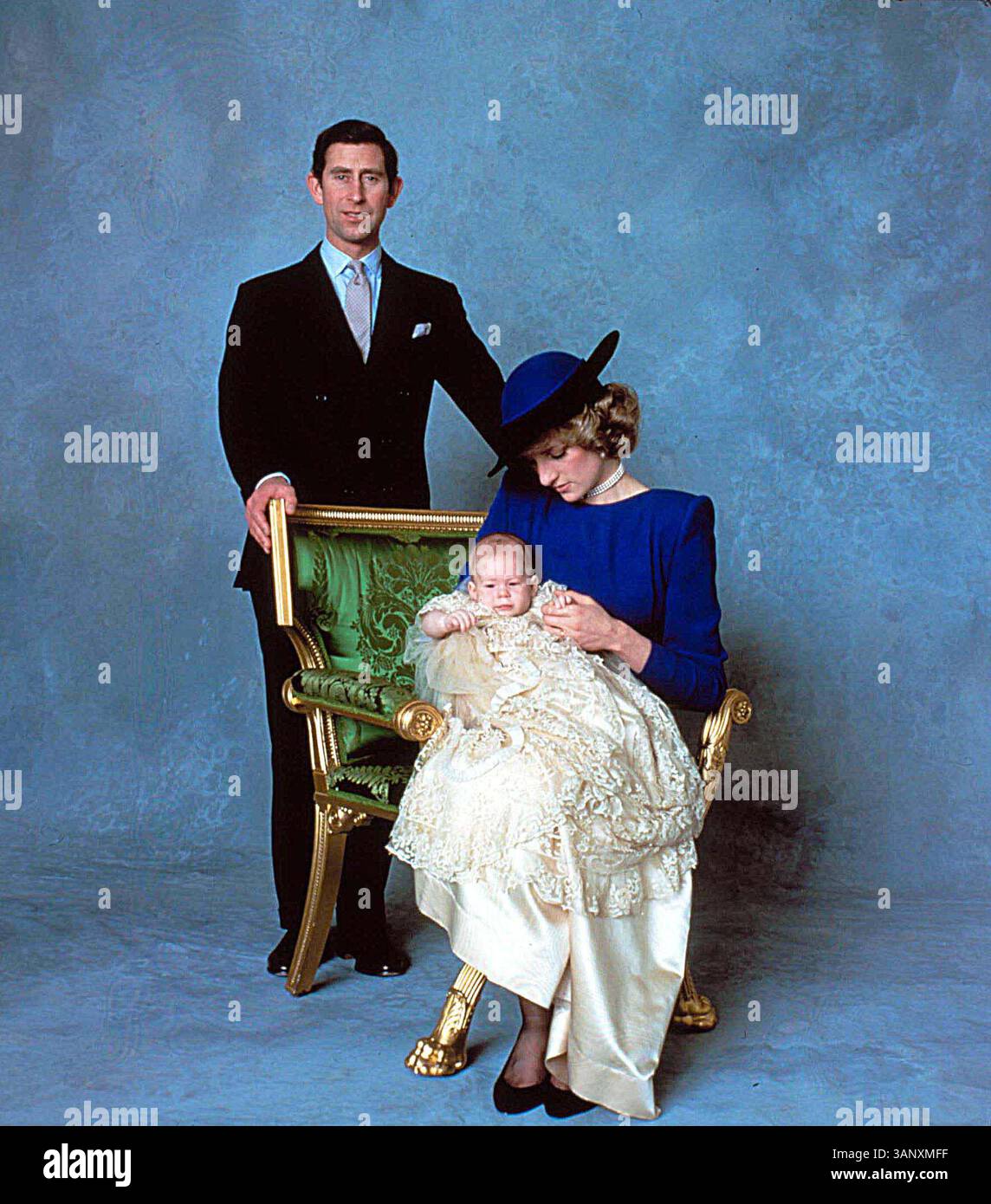 Princess diana garter hi-res stock photography and images - Alamy