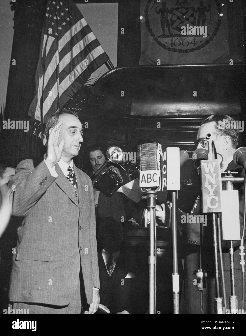 01 01 2007 Black and White Stock Photos & Images - Alamy