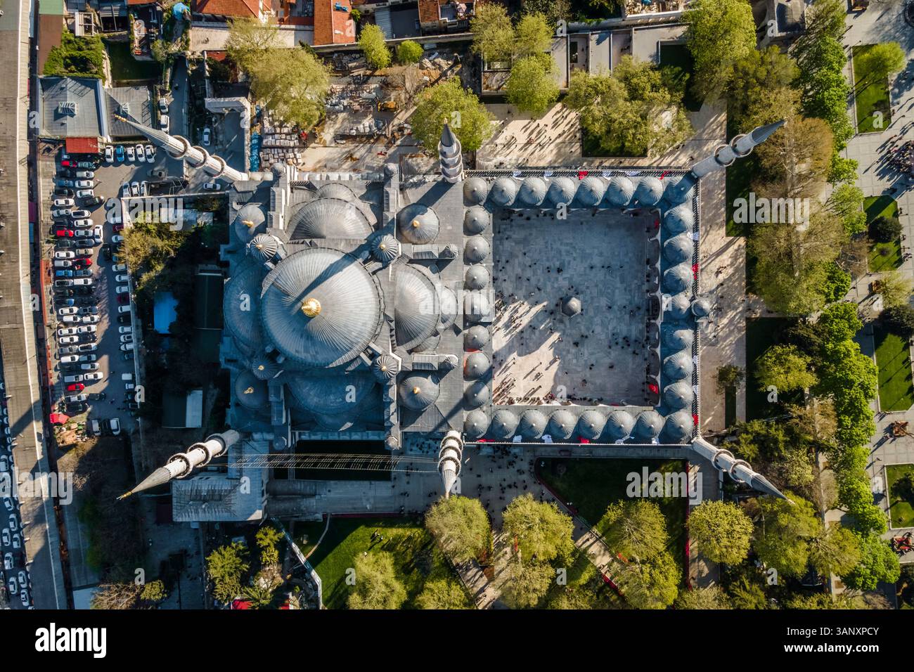 Aerial view of Sultanahmet Camii (the Blue Mosque) in Istanbul ...