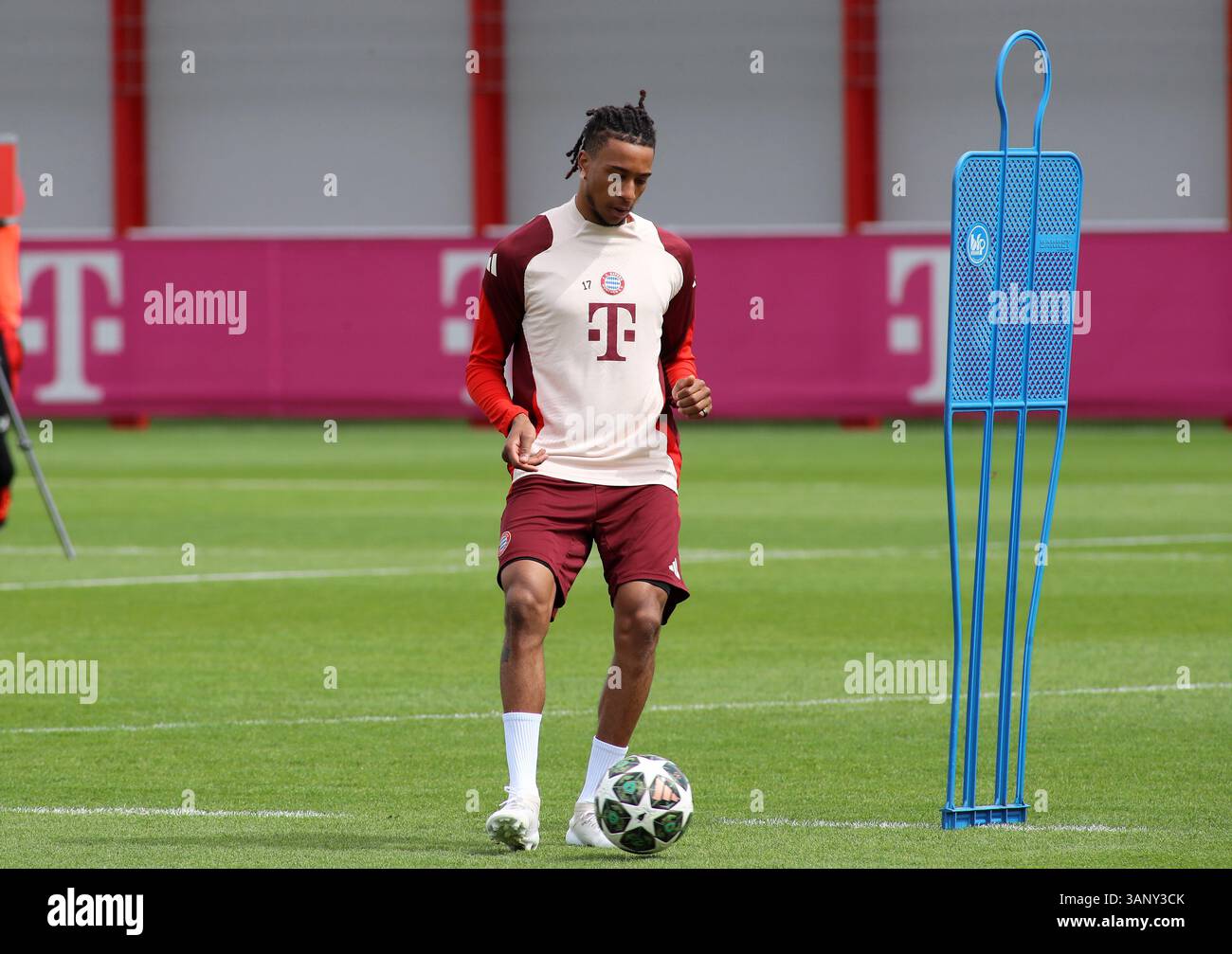 Fussball, Herren, Champions League, Saison 2024/2025, FC Bayern München ...