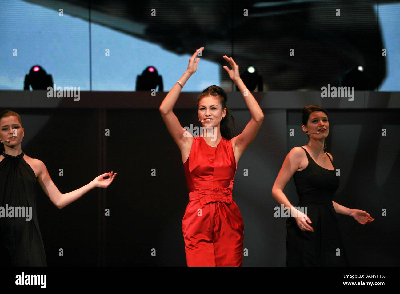 Nov. 1, 2008 - Les New Faces - Girl Band lancÃ©e par Elite Ã l'occasion ...