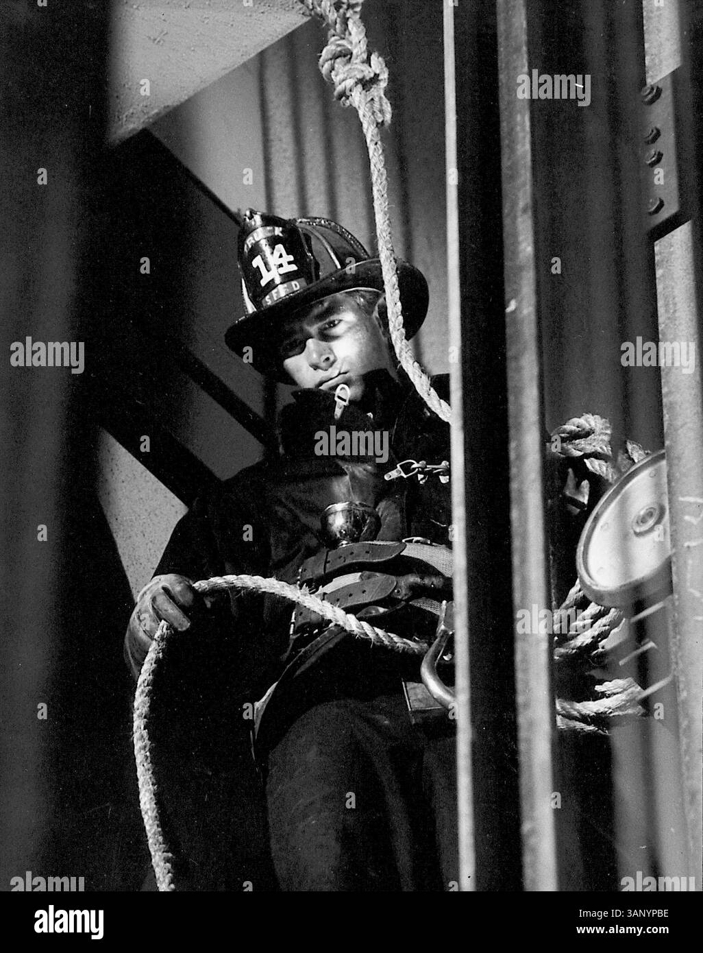 Oct. 4, 2005 - THE TOWERING INFERNO.TV-FILM STILL.SUPPLIED BY SCOTT ...