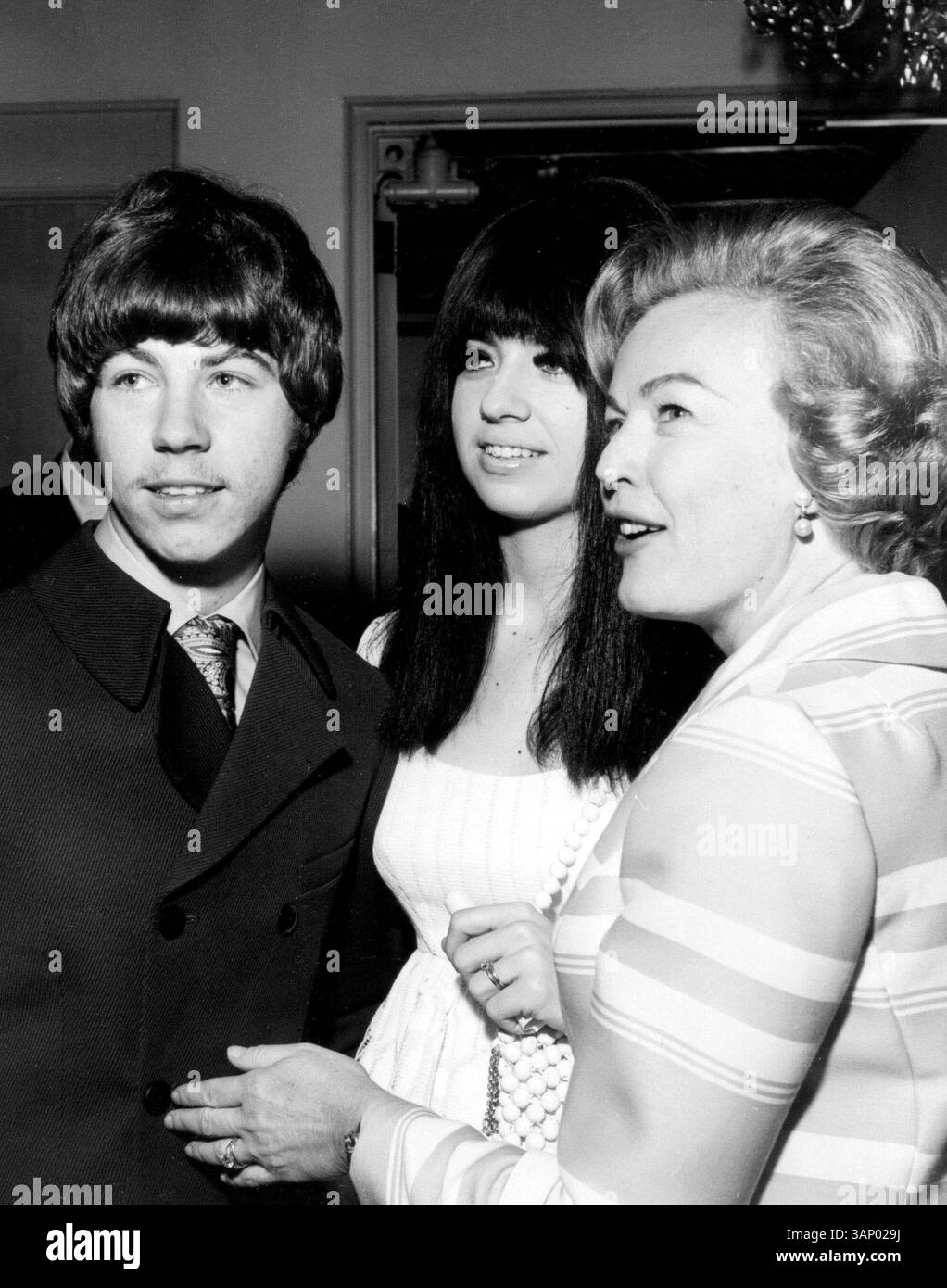 July 8, 2005 - STANLEY LIVINGSTON AND WIFE SANDY CHAT WITH JUNE HAVER ...