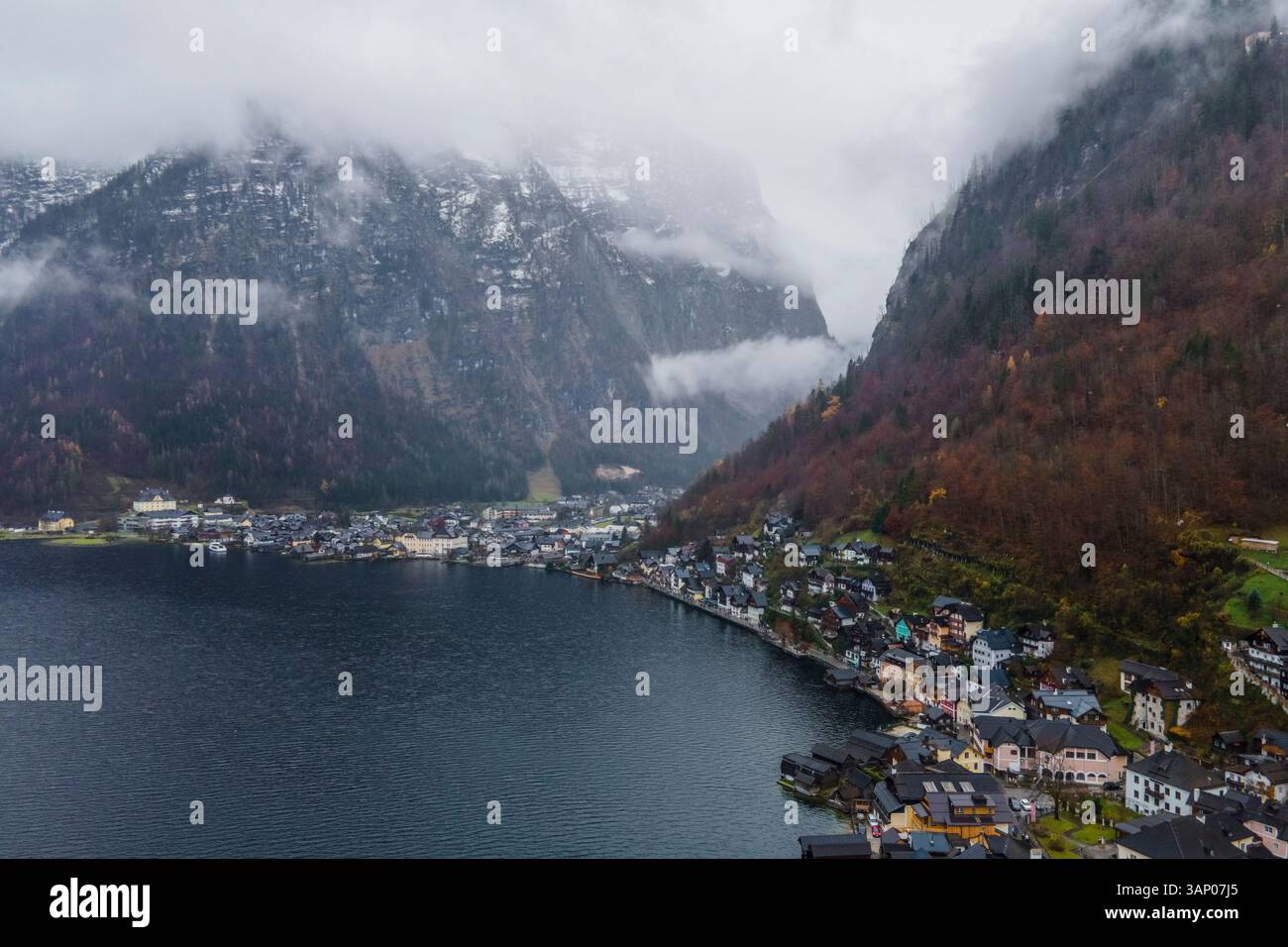 Aerial view of Hallstatt along the Hallstatter See in winter, Upper ...