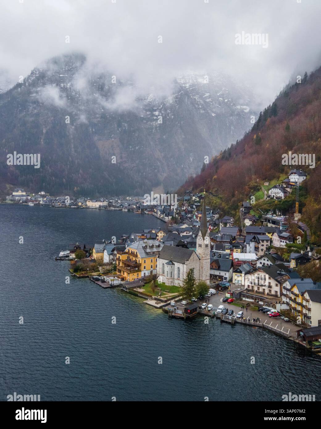 Aerial view of Hallstatt along the Hallstatter See in winter, Upper ...