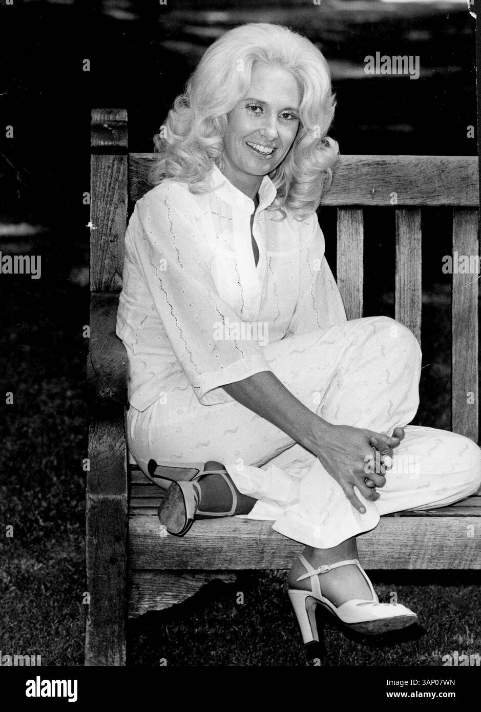 Tammy wynette hi-res stock photography and images - Alamy