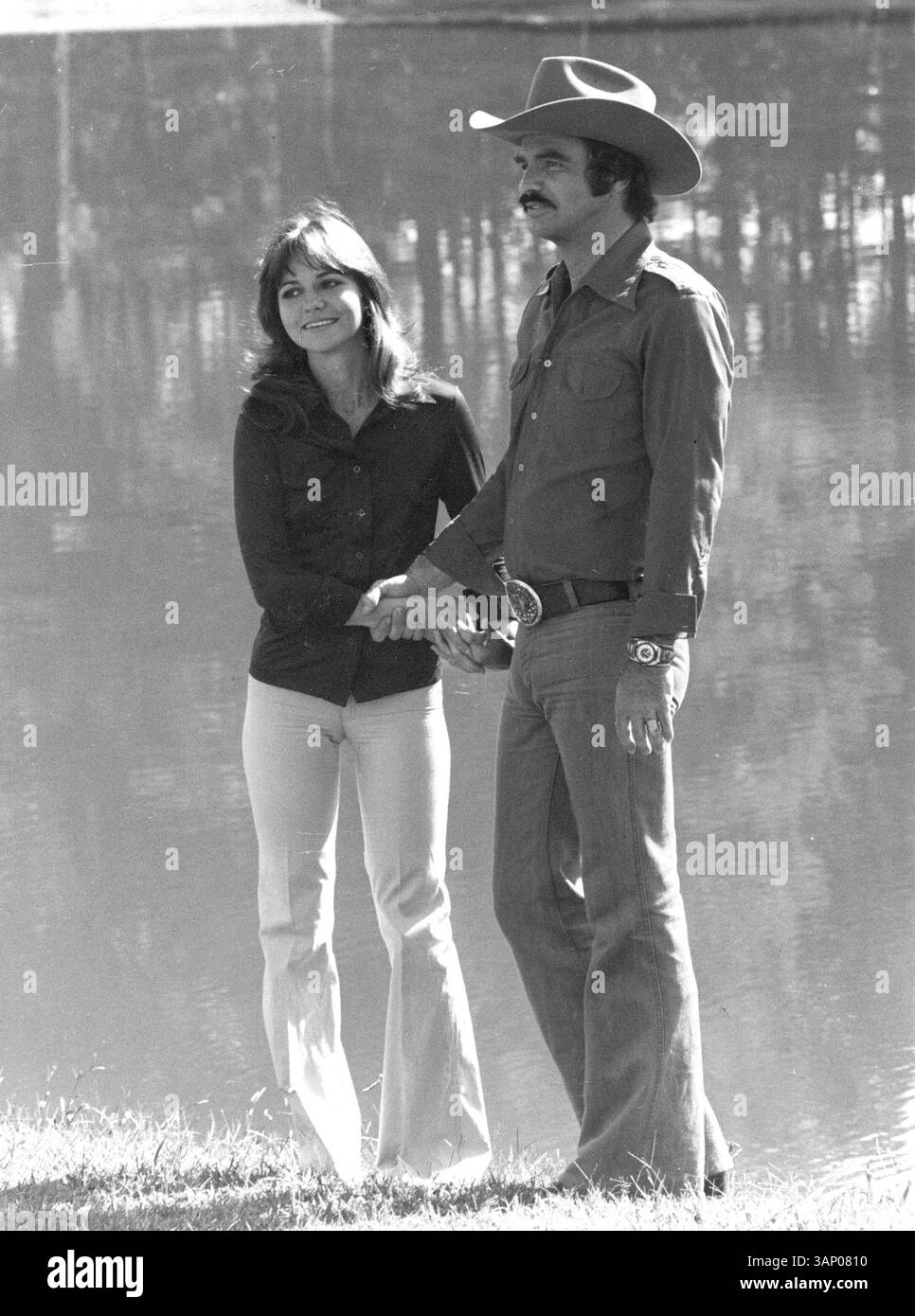 Aug. 16, 2007 - SMOKEY AND THE BANDIT.SALLY FIELD AND BURT REYNOLDS ...