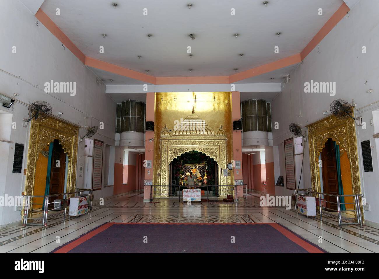 interior, Giriraj Dharan Mandir, hindu temple, Bichalwas Rural ...