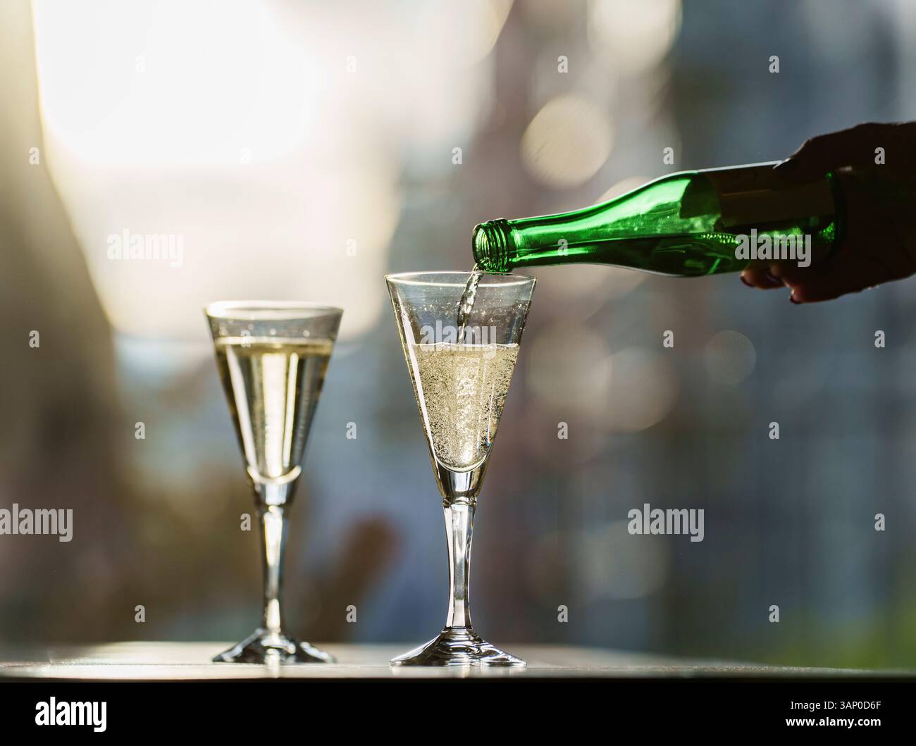 Wiesbaden, Germany. 15th Apr, 2025. A Piccolo sparkling wine is poured ...