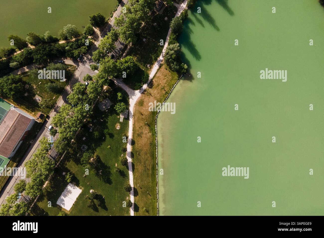 View lac de grand hi-res stock photography and images - Alamy