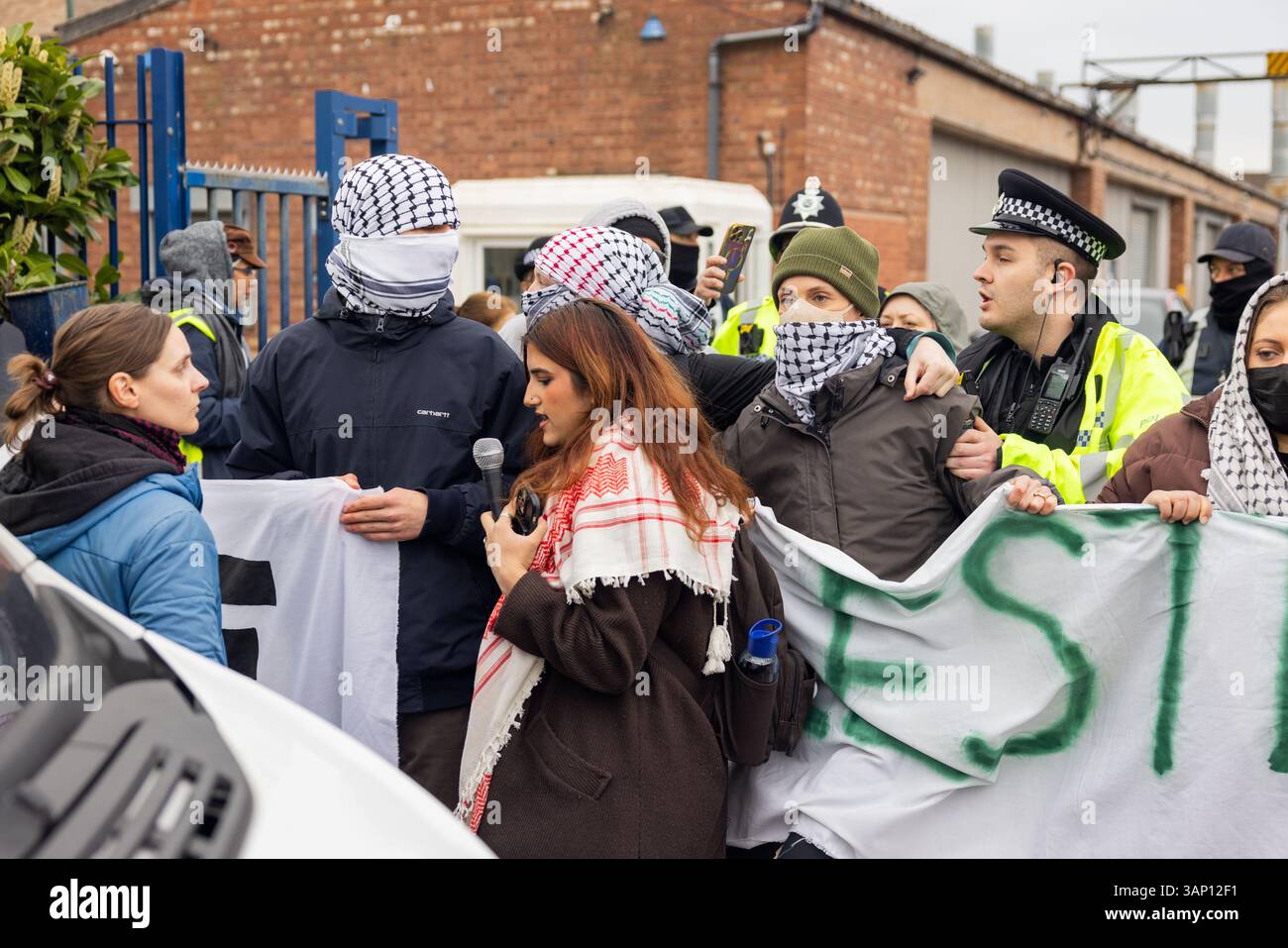 Shenstone, UK. 15 APR, 2025. Activists scuffle with police as Pro ...