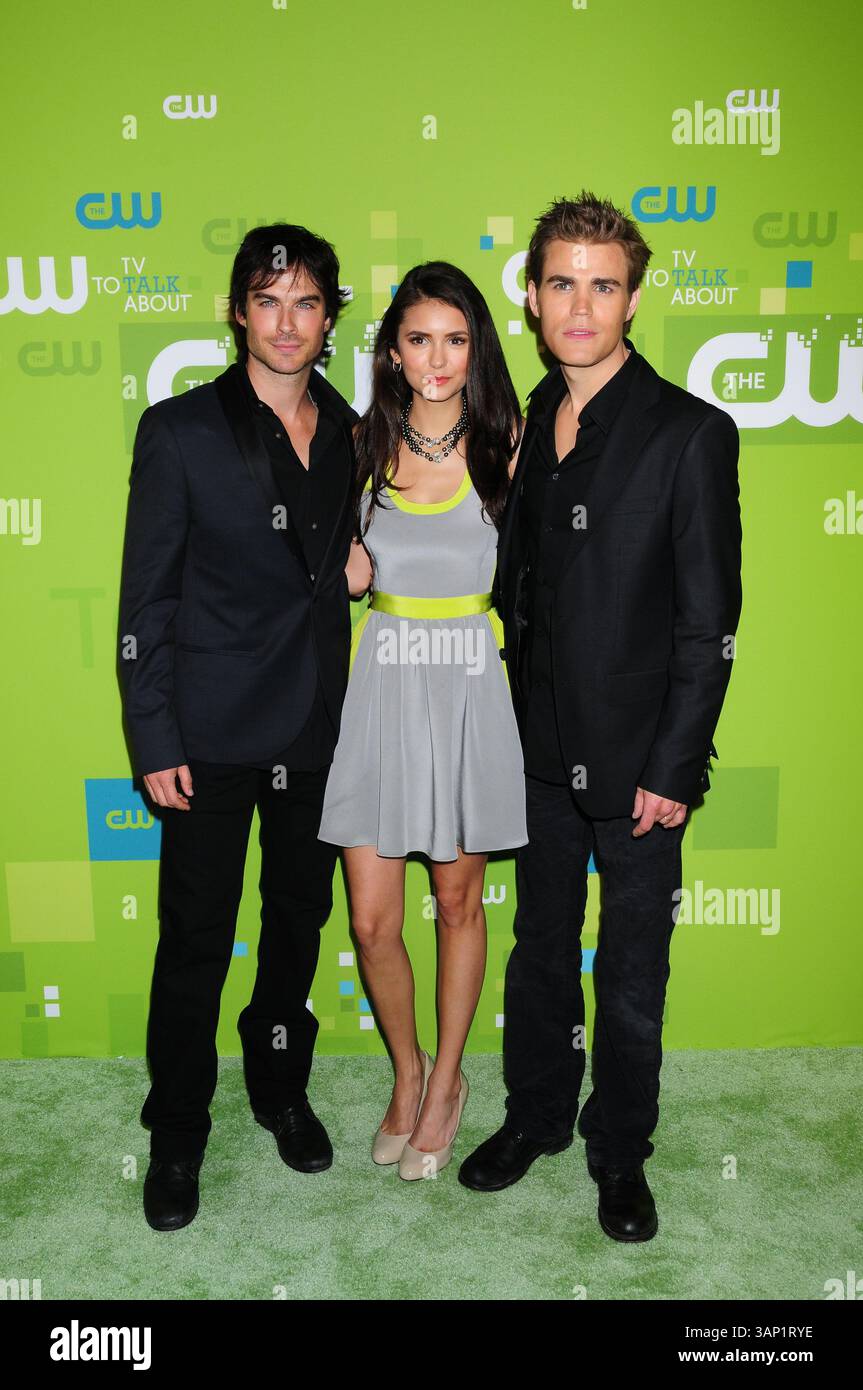 The vampire diaries cw hi-res stock photography and images - Alamy