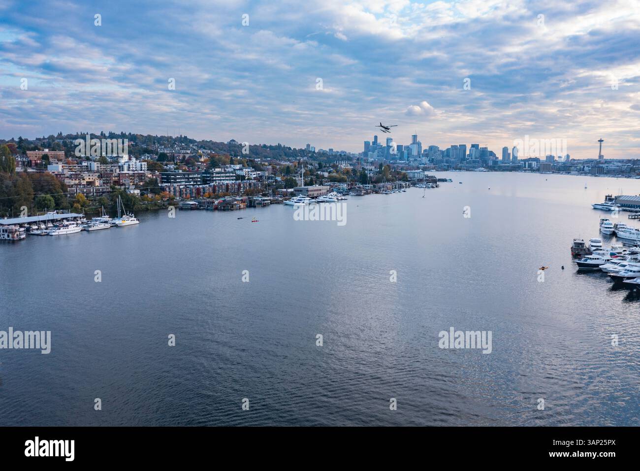 Aerial view of Lake Union with float plane and skyline, Seattle, United ...