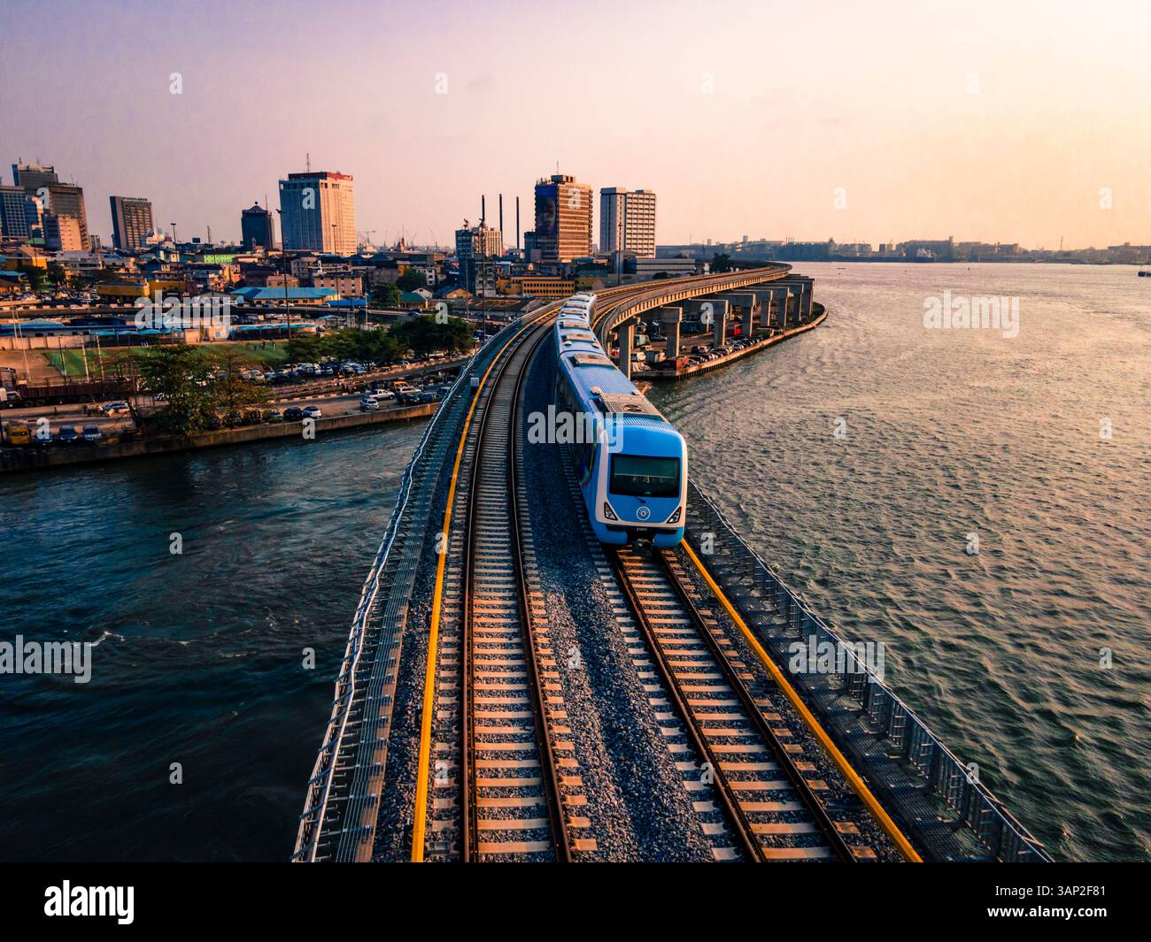 Lagos megacity life hi-res stock photography and images - Alamy