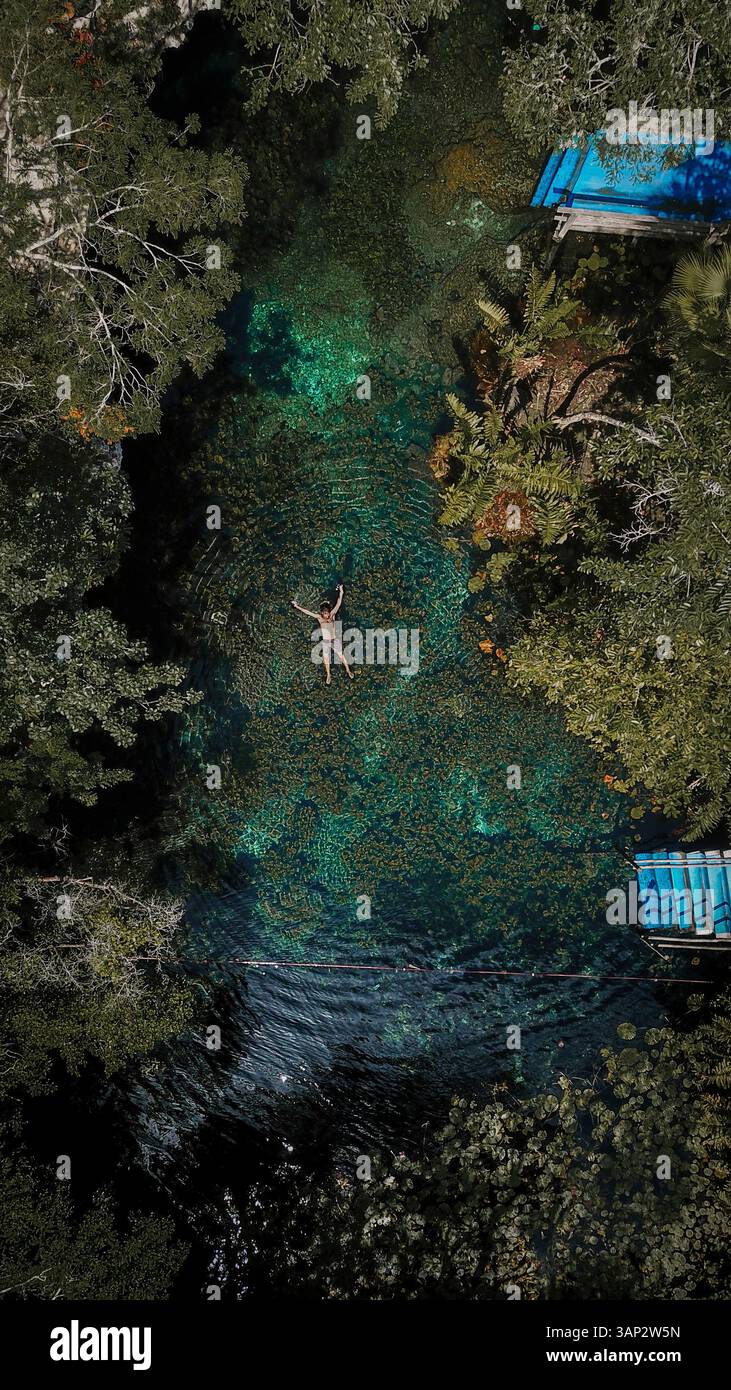 Cenote de maya hi-res stock photography and images - Alamy