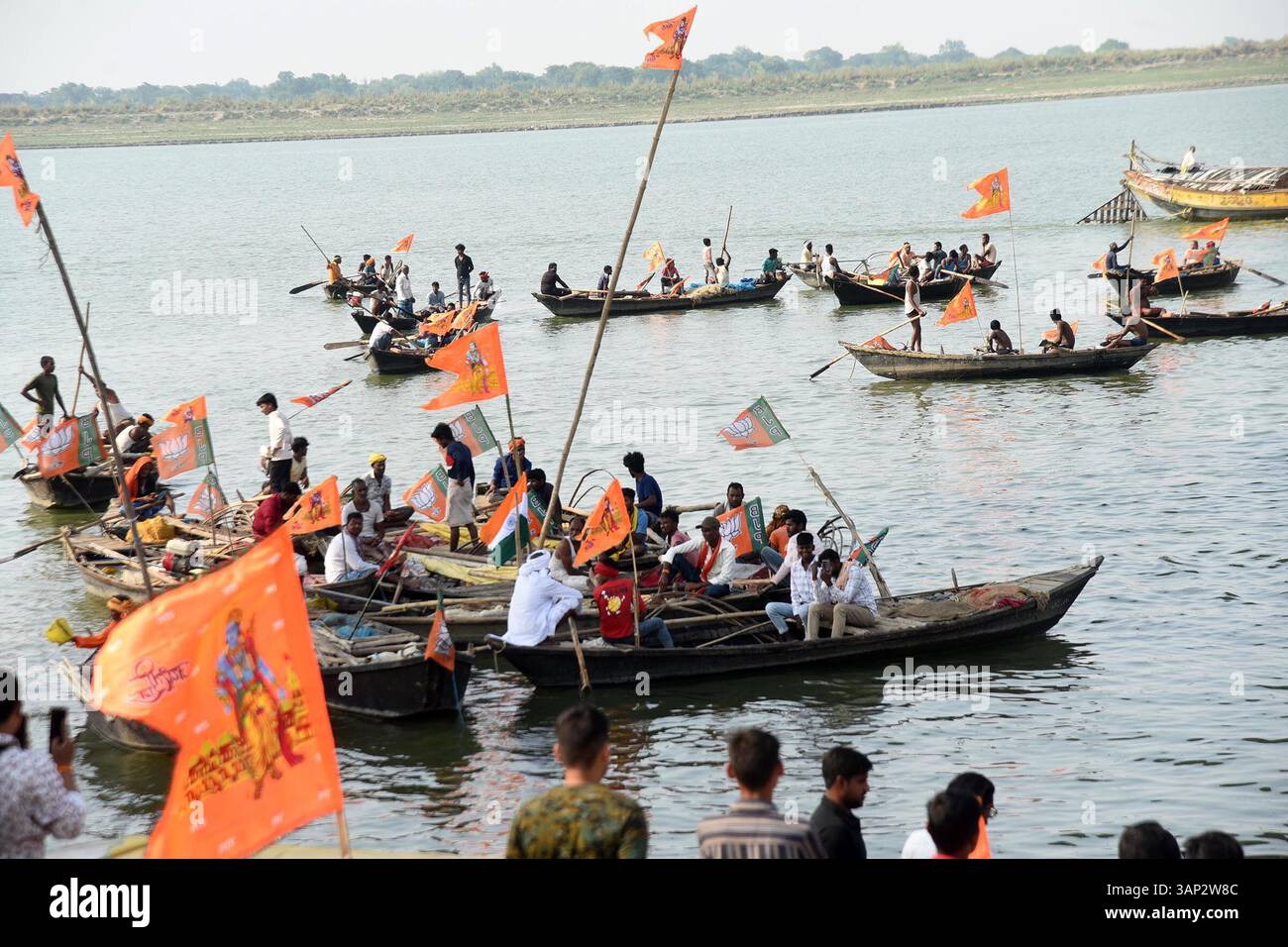 Patna, India. 15th Apr, 2025. PATNA, INDIA - APRIL 15: Participants ...