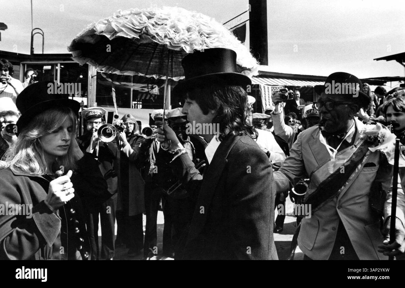 Dec. 27, 2004 - PAUL MCCARTNEY WIFE LINDA .Â© 1970'S.BEATLESRETRO ...