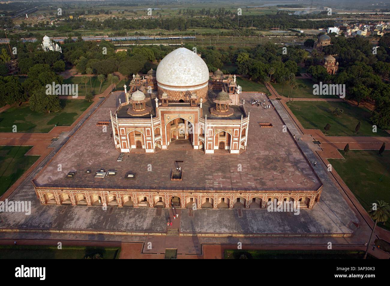 Aerial view of Humayun's tomb, Delhi, India Stock Photo - Alamy