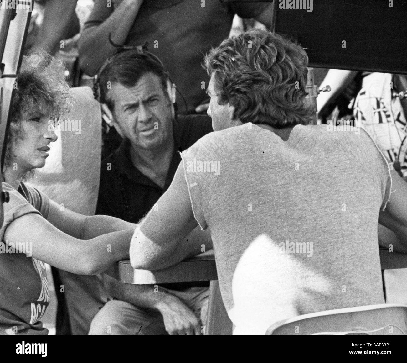 1979 ''The Main Event'' Director Howard Zieff, RYAN O'NEAL and BARBRA ...