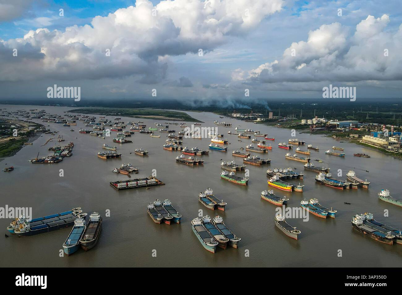 Aerial view of Shah Amanat Bridge over the Karnafully River with busy ...
