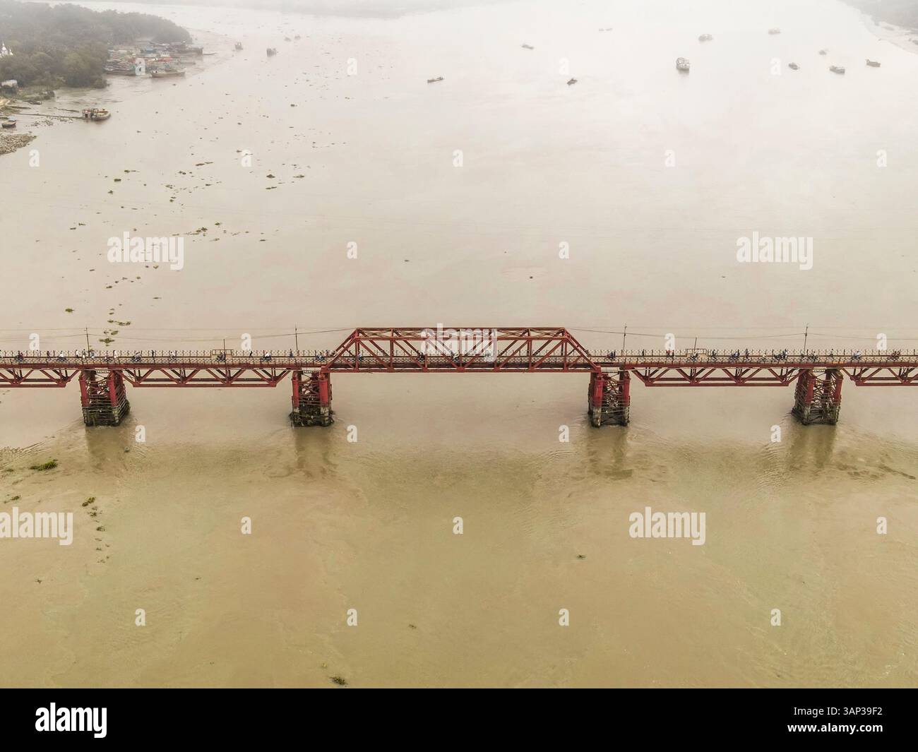 Bangladeshi iconic structure hi-res stock photography and images - Alamy
