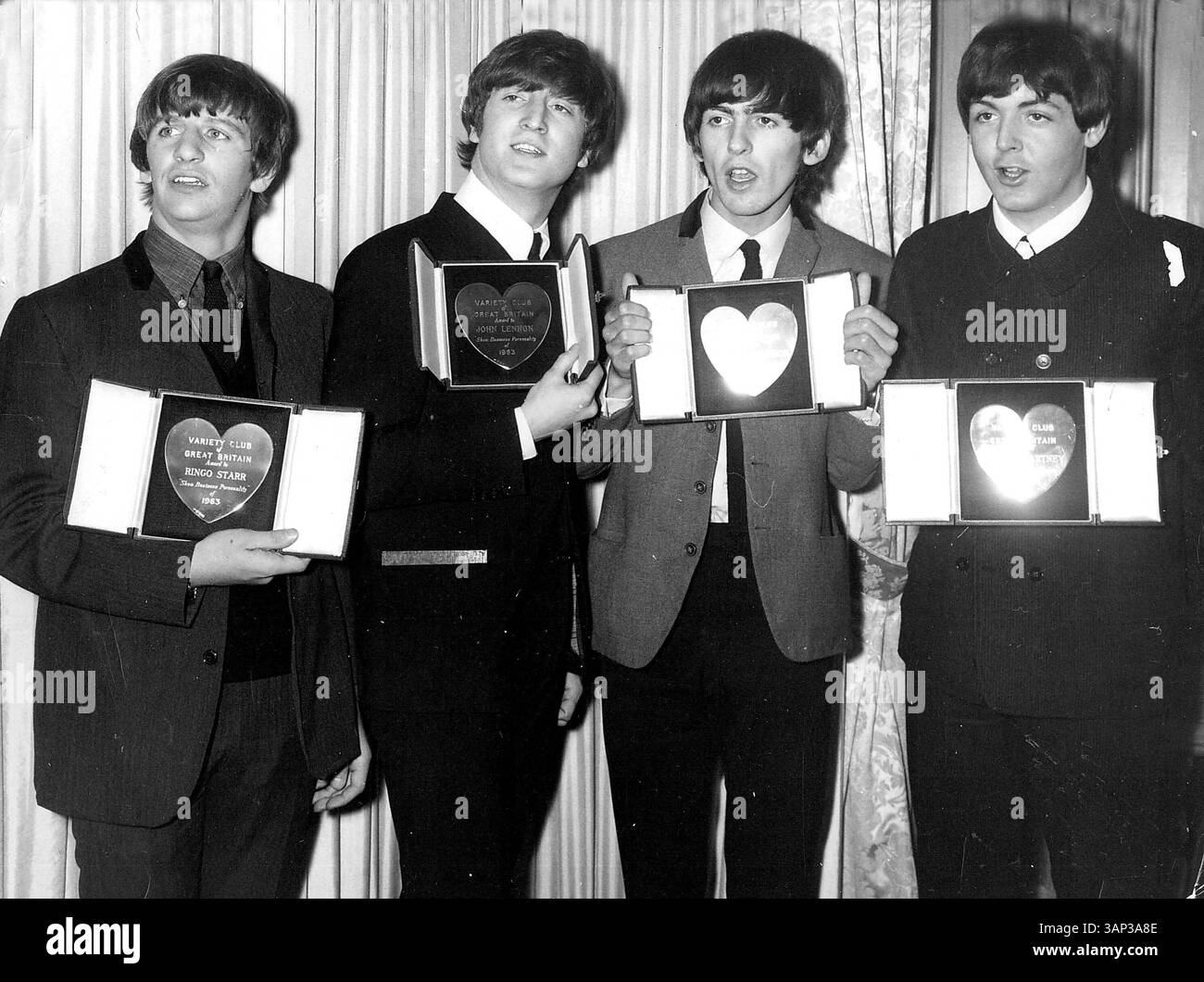 Jan. 31, 2005 - THE BEATLES: (JOHN LENNON , GEORGE HARRISON , RINGO ...