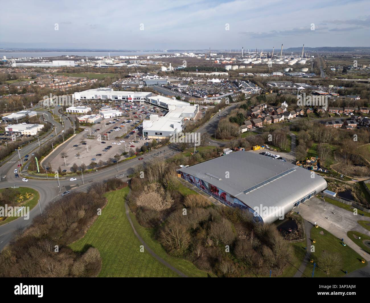 Blue Planet Aquarium building at Coliseum Leisure Park, Cheshire Oaks ...