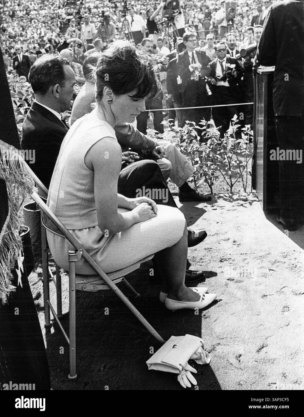 July 19 1960 Jacqueline Lee Bouvier Jackie Kennedy Onassis In 2480