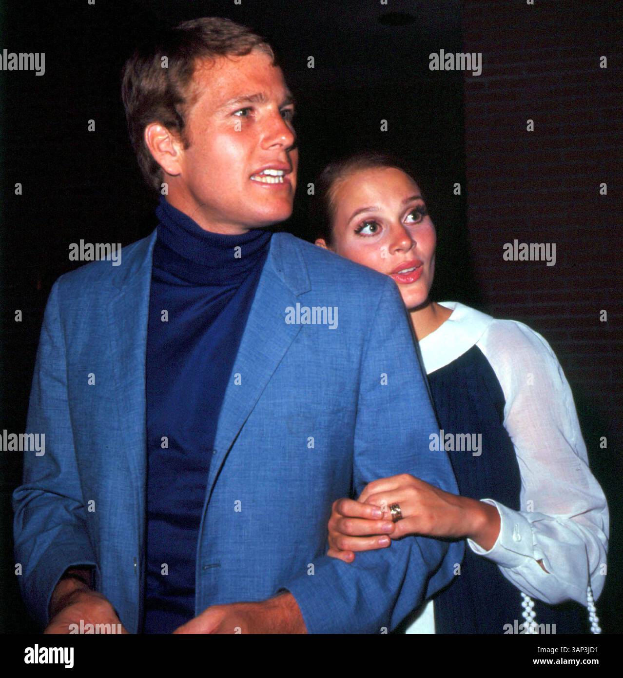 Ryan O'Neal and wife actress, Leigh Taylor-Young(Credit Image: © Globe ...
