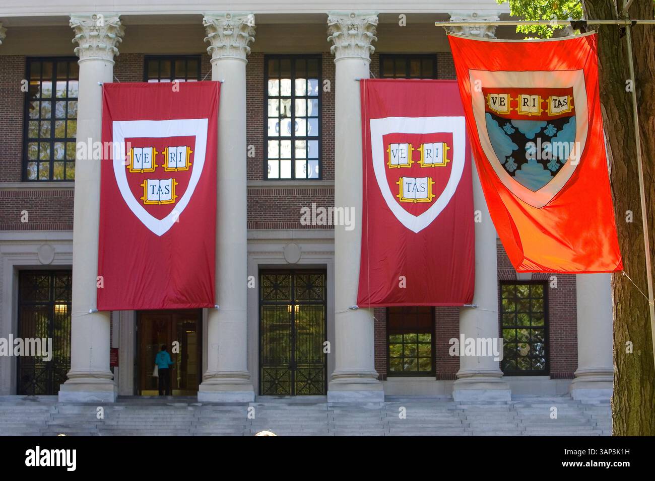 Cambridge, Massachusetts, USA Widener Library. Harvard Yard, Harvard ...