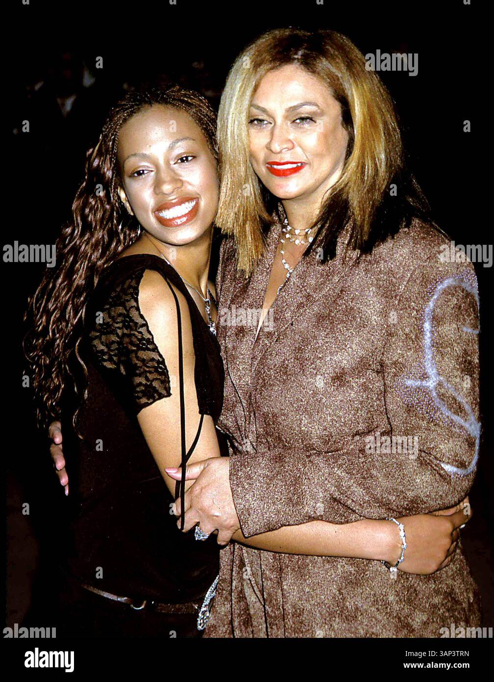 Solange knowles and tina knowles hi-res stock photography and images ...