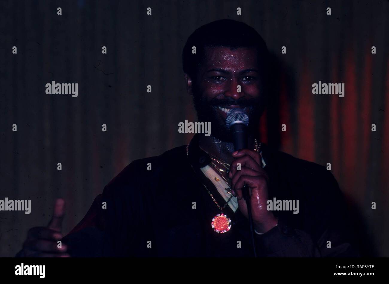 Jan. 1, 2011 - TEDDY PENDERGRASS (Credit Image: © Globe Photos ...