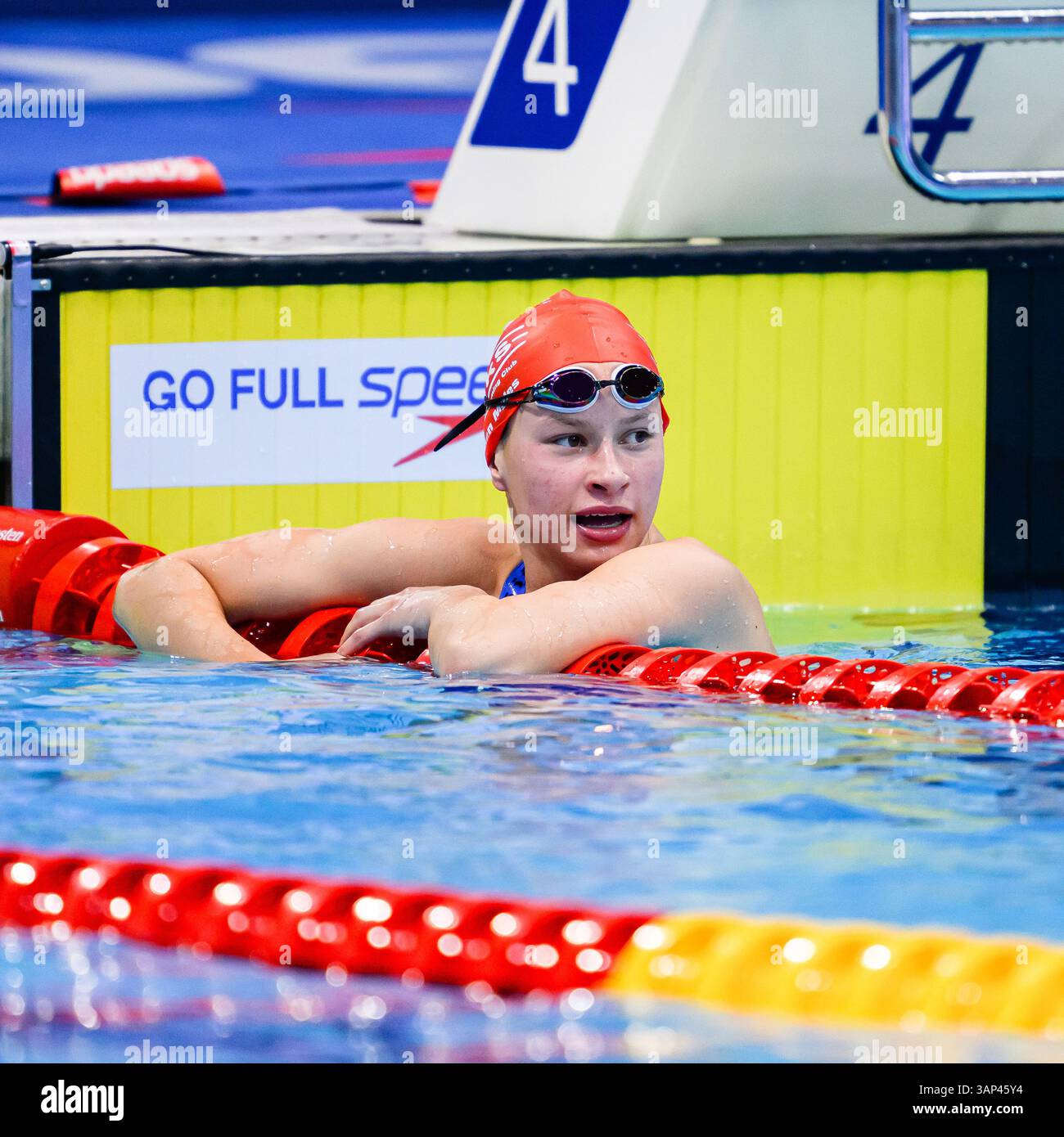 LONDON, UNITED KINGDOM. 15 April, 25. Imogen Myles competes in Session ...